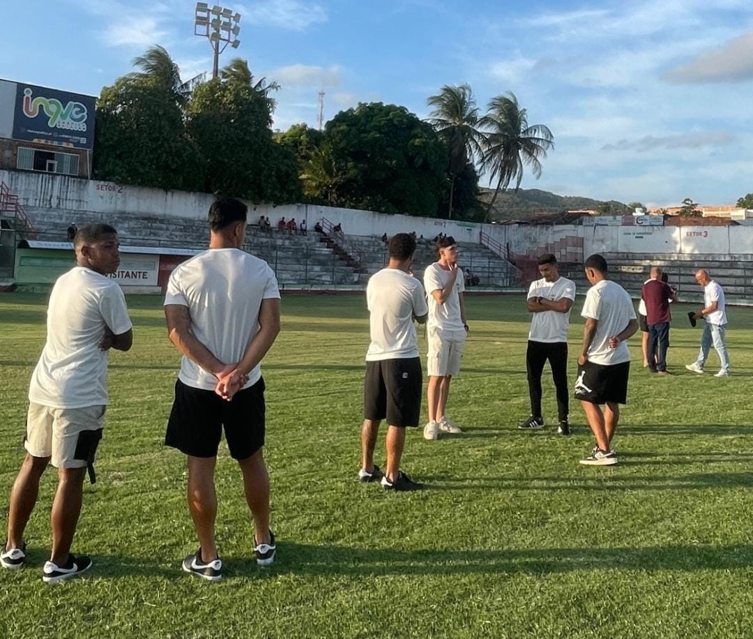 CSE apresenta parte do elenco e inicia oficialmente a pré-temporada ...